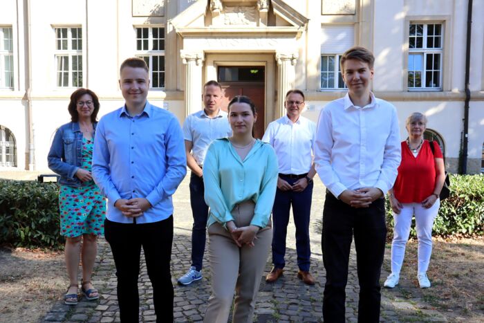 Drei neue Auszubildende bei der Stadtverwaltung - Selm